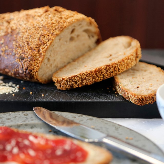 Bag byens bedste brød med Bagerlandsholdet - Surdej